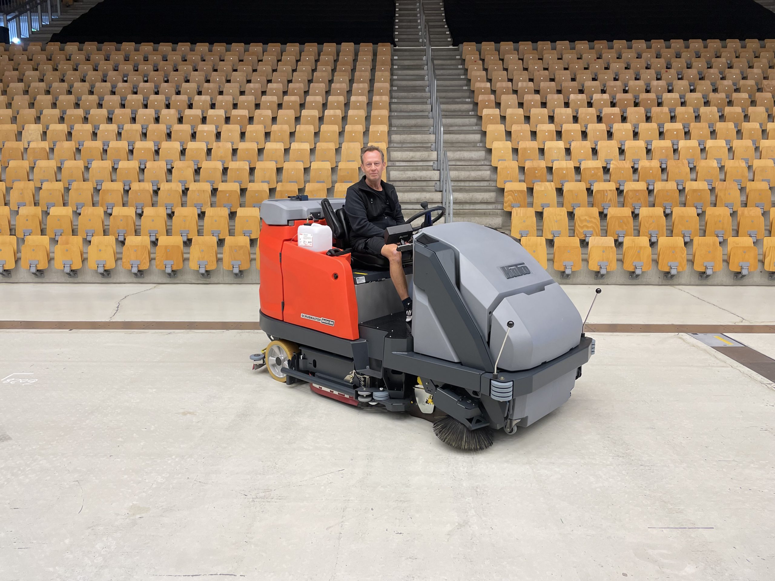Danmarkspremiere på Hako Scrubmaster B400R - Hako Danmark